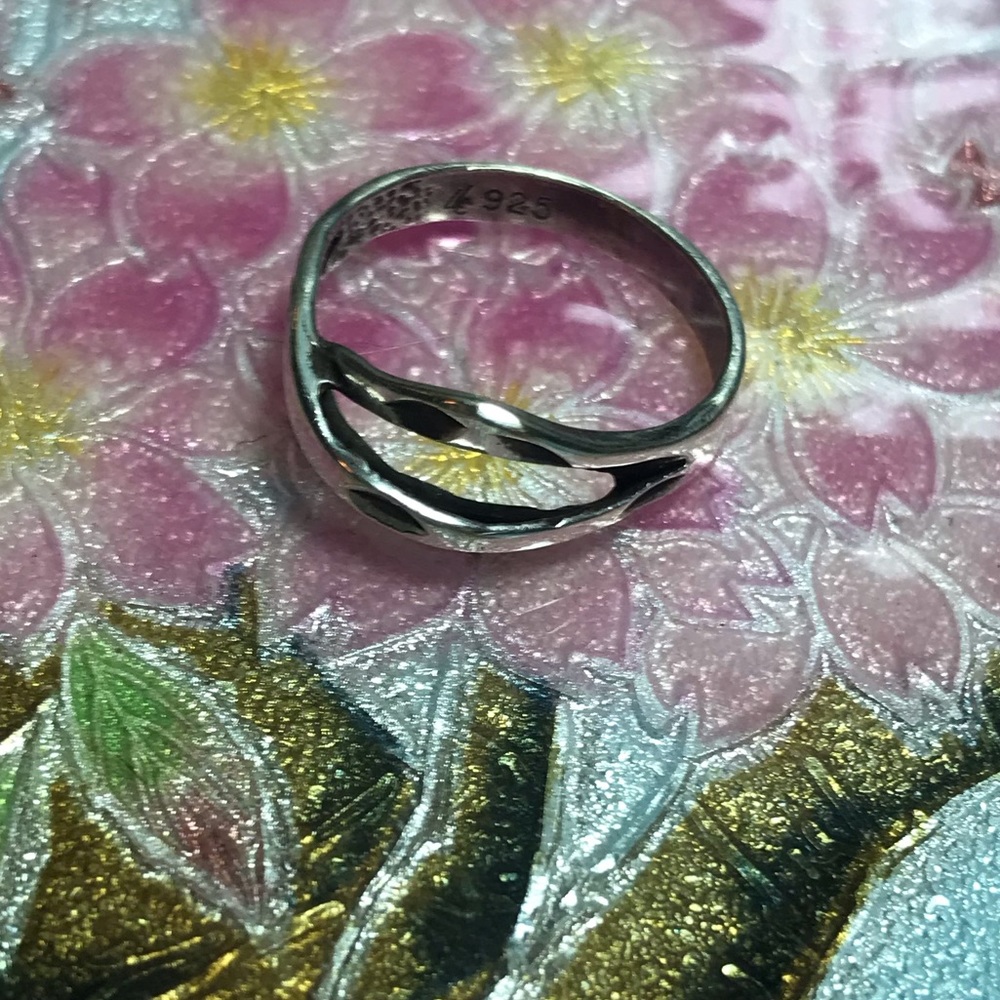 925 Sculpted Wave Sterling Silver Ring Approx Size 6 … - Gem